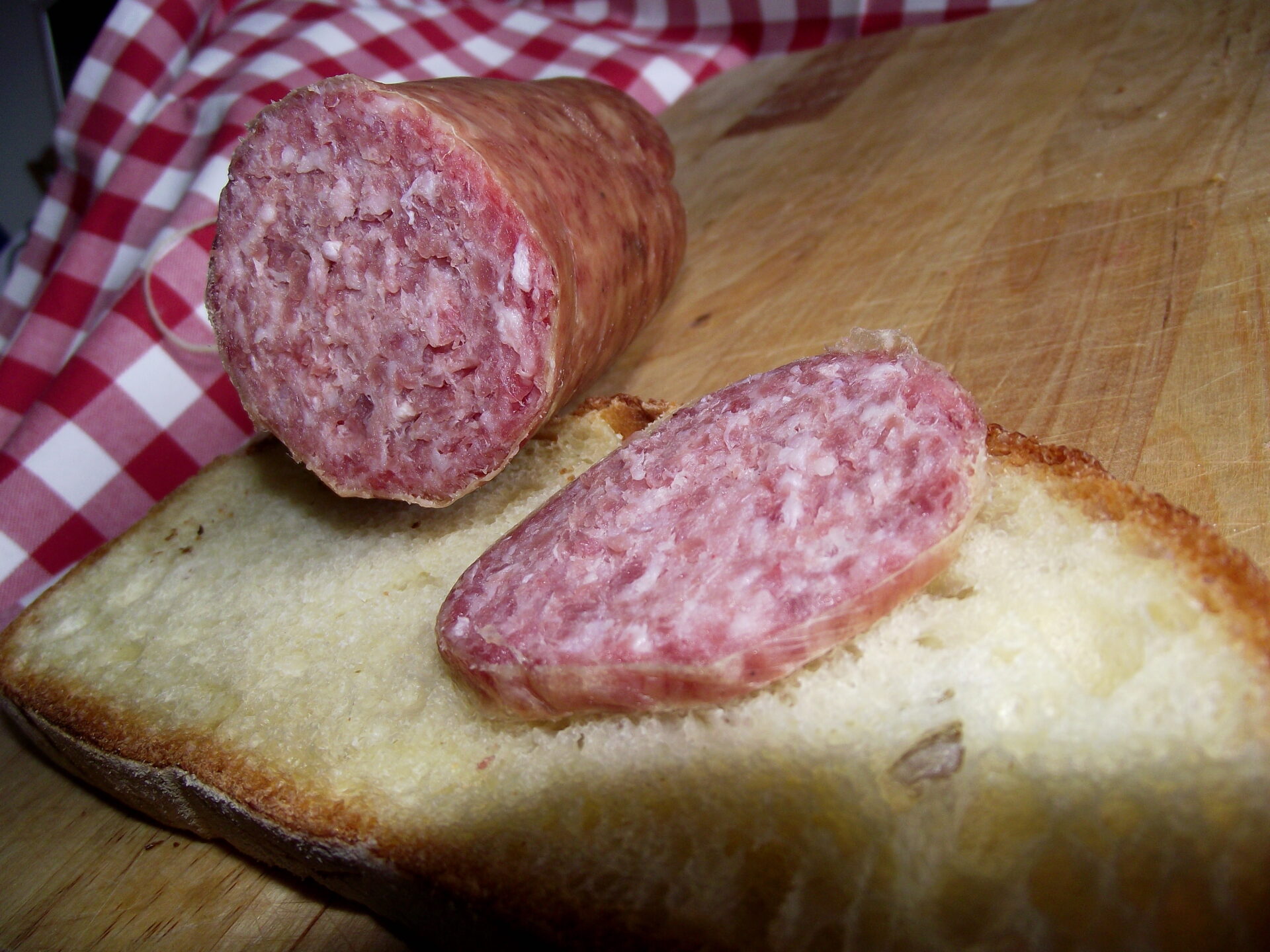 Il Ciauscolo - una proposta di lemarche.it